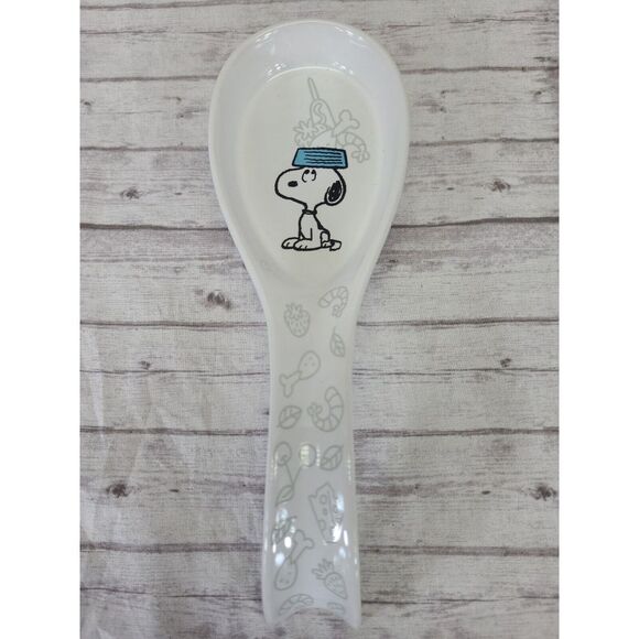 Peanuts | Kitchen | Peanuts Snoopy Dog Bowl Kitchen Stove Spoon Rest ...